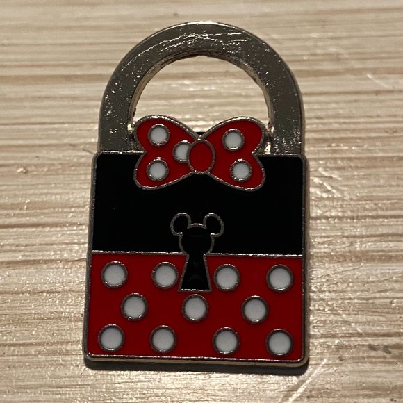 Disney | Accessories | Minnie Mouse Lock Limited Release 23 Pin | Poshmark